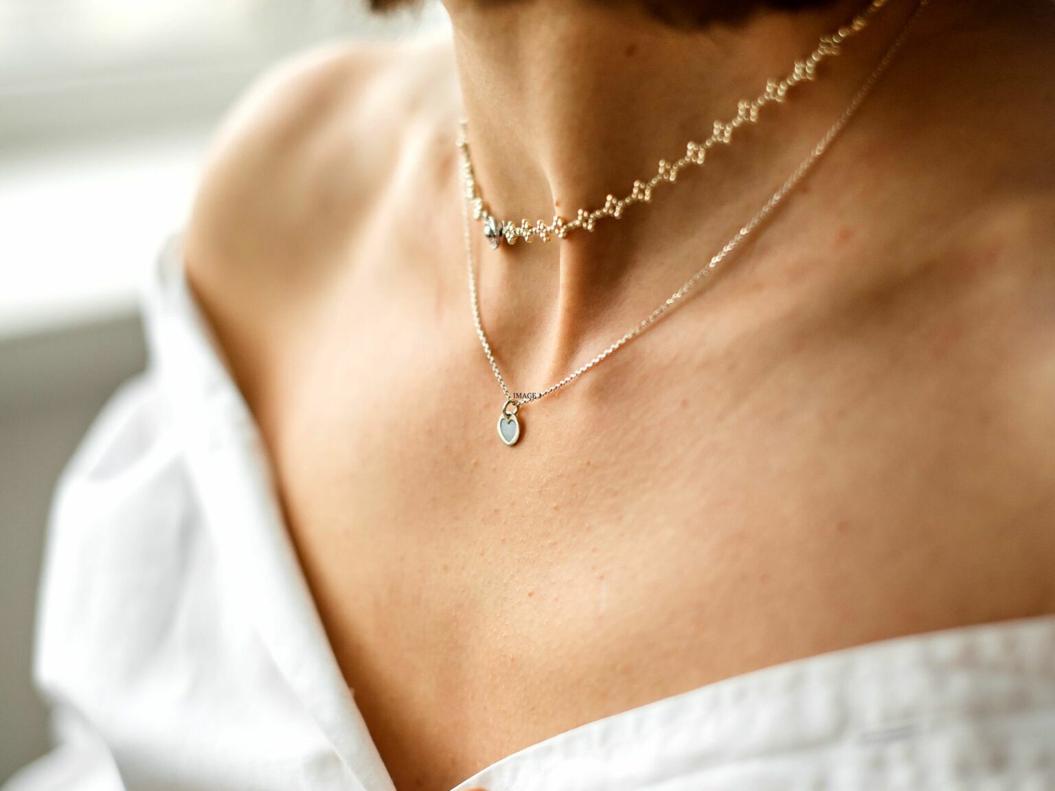 How To Mix Metals: Mixing Silver And Gold Jewelry – blingadvisor.com