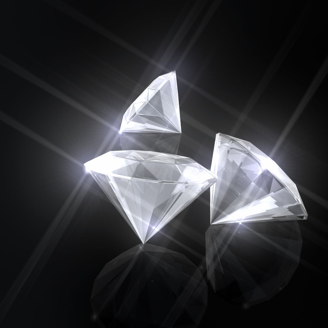 A Side-By-Side Comparison of Morganite vs Diamond | blingadvisor.com